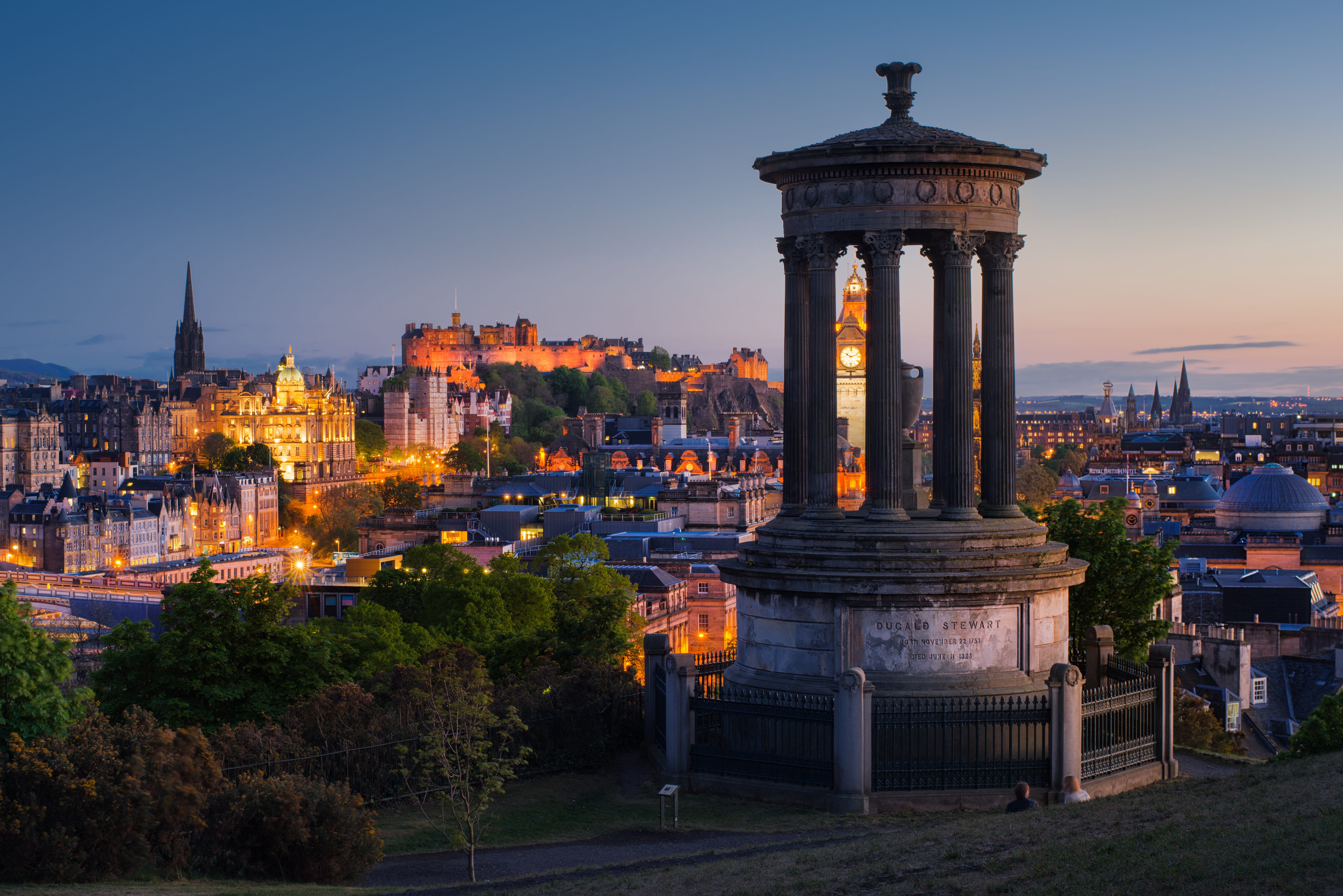 The 7 Best Things to Do in Edinburgh at Night | Limitless
